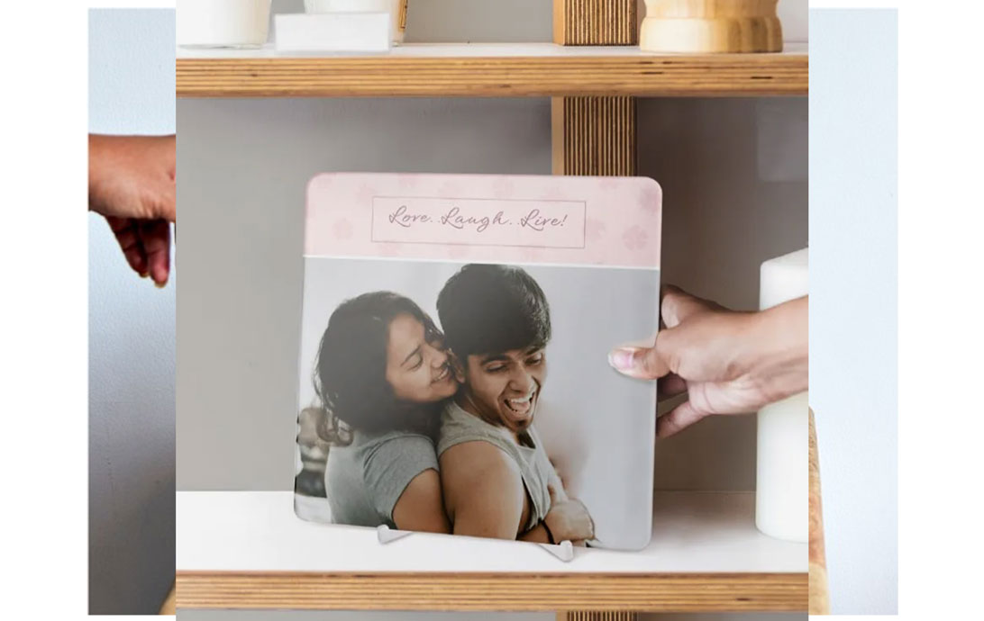 Custom Tabletop Acrylic Pictures | Buy Premium Personalised Acrylic Photos!